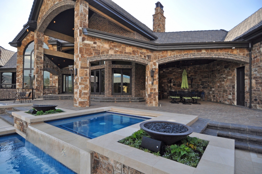 Exterior 02 - Upland Development